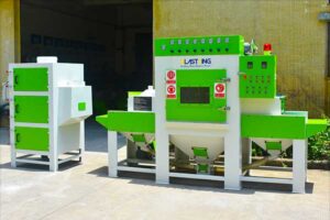 Custom Auto Sandblast Machines with Conveyor Belt